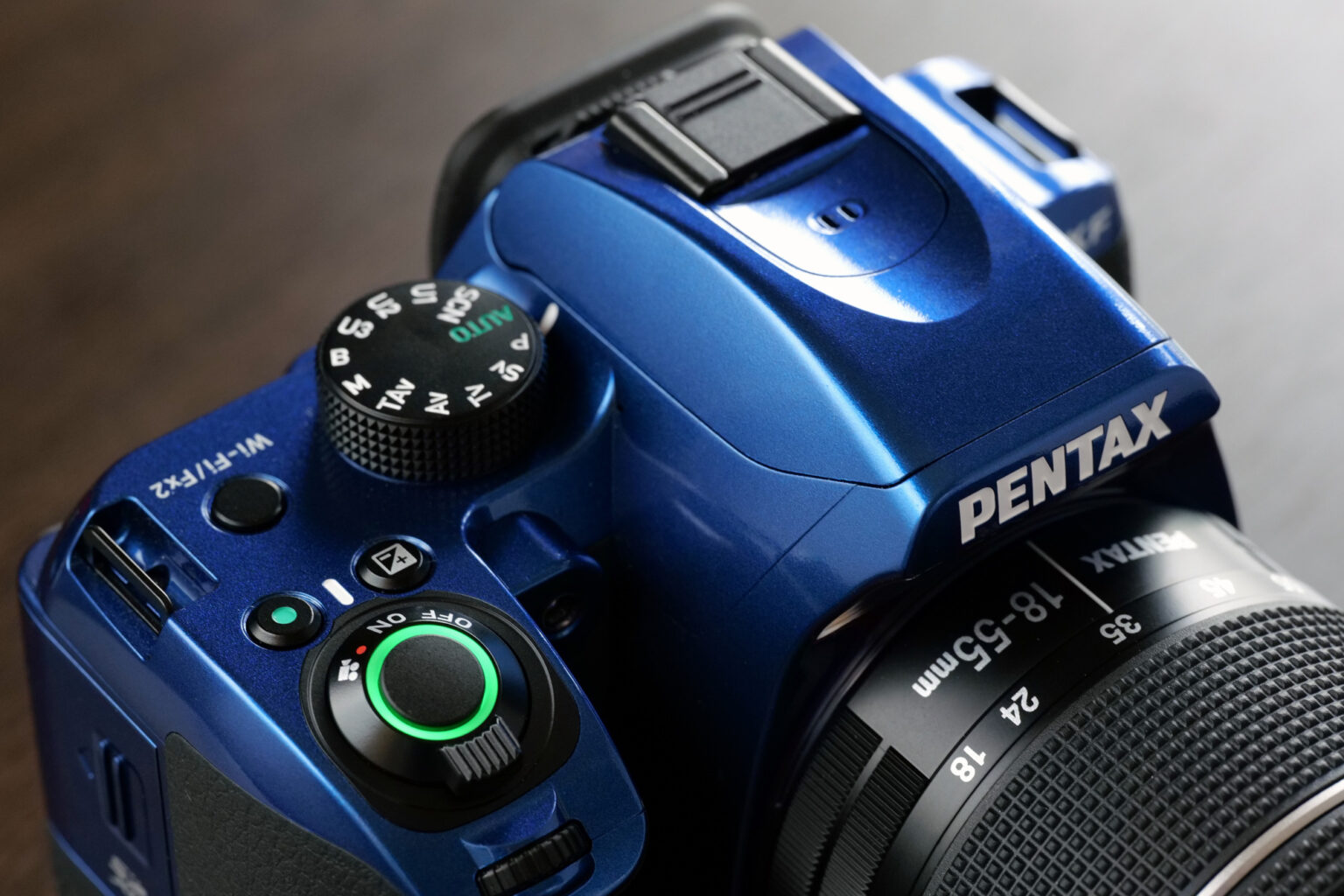 軽量コンパクトで質実剛健！「ペンタックス KF」はサクサクDSLRだ | ShaSha