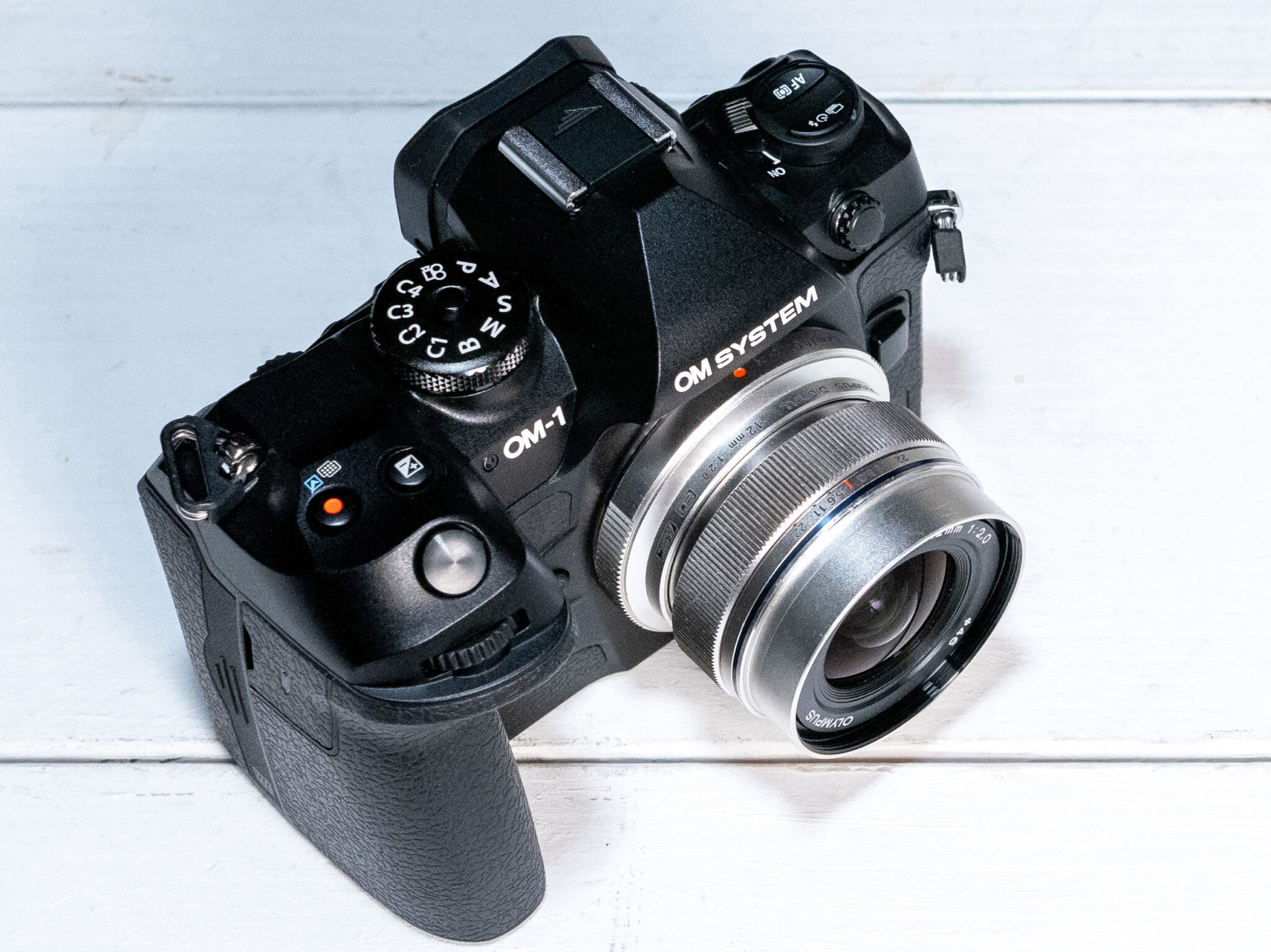 OM SYSTEM OM-1 Mark II ＆ OM-5の高い操作性と最新機能を活かして街スナップ撮影という冒険に出かけよう！ | ShaSha