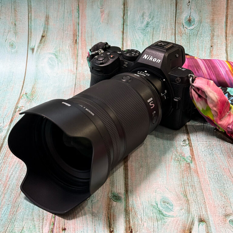 初心者におすすめのカメラ『ニコン Z5II』｜写真家 水咲奈々 | ShaSha